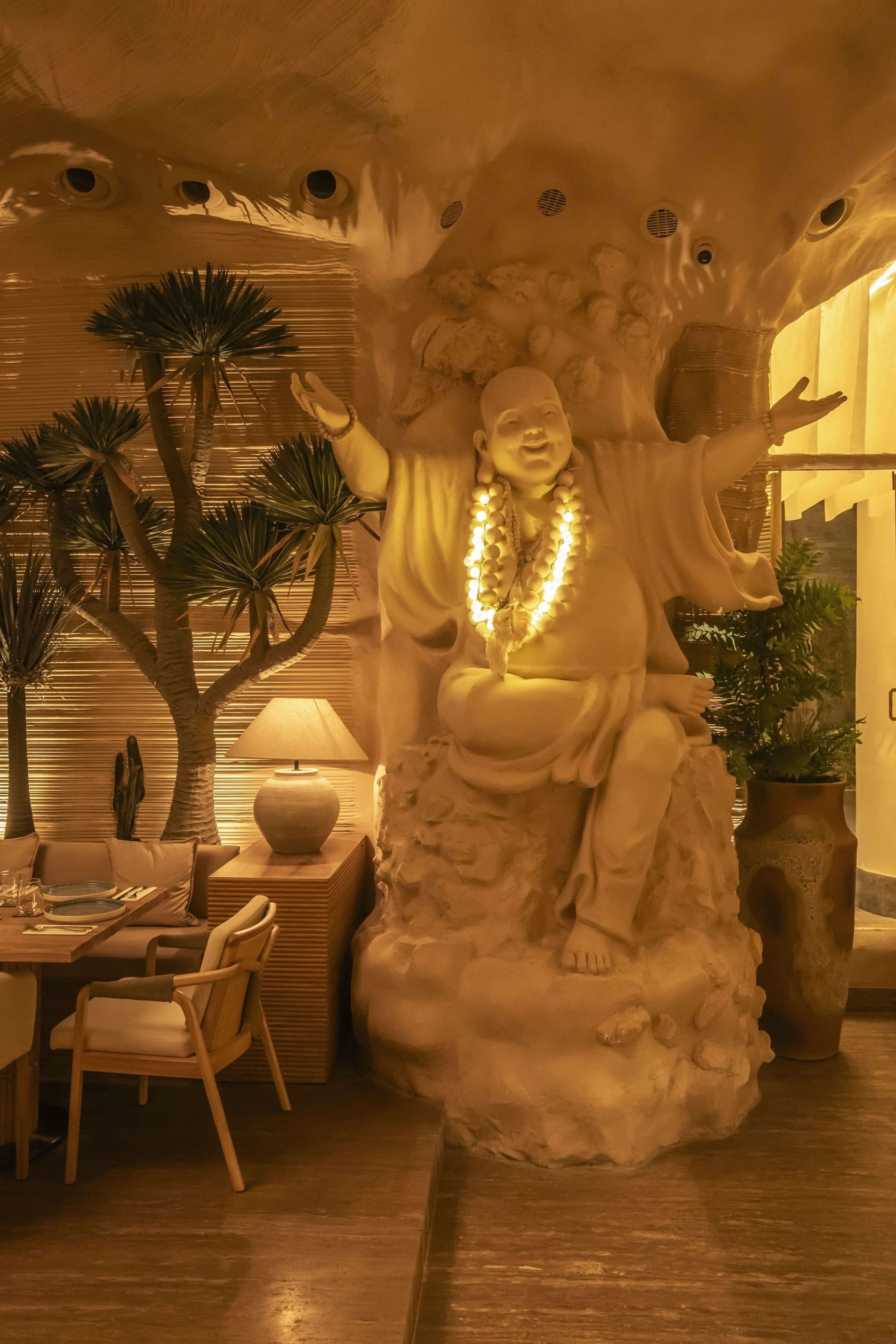 Best Restaurants in India | Luxury Dining Spots